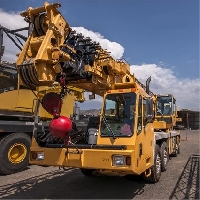 Gruas Grove TTS870 de medio uso en venta