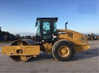 Compactadora Vibratoria Caterpillar CS66 usada en buen estado
