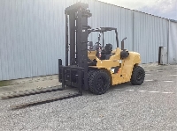 Montacargas Caterpillar DP120 importada en buenas condiciones