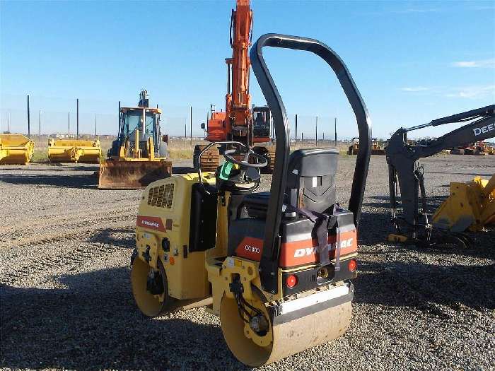 Compactadora De Doble Rodillo Dynapac CC800 de segunda mano en v