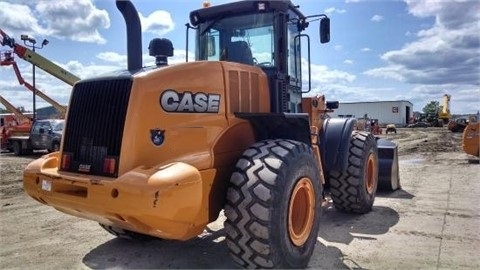 CASE 821F importada en buenas condiciones